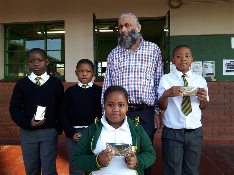 jai-hind-primary-salutes-mahomed-khamissa-south-coast-herald